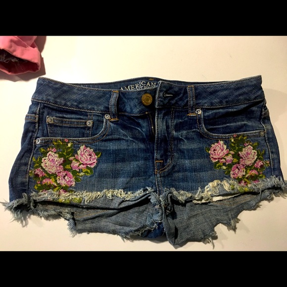 American Eagle Outfitters | Shorts | Embroidered Floral Stretch ...